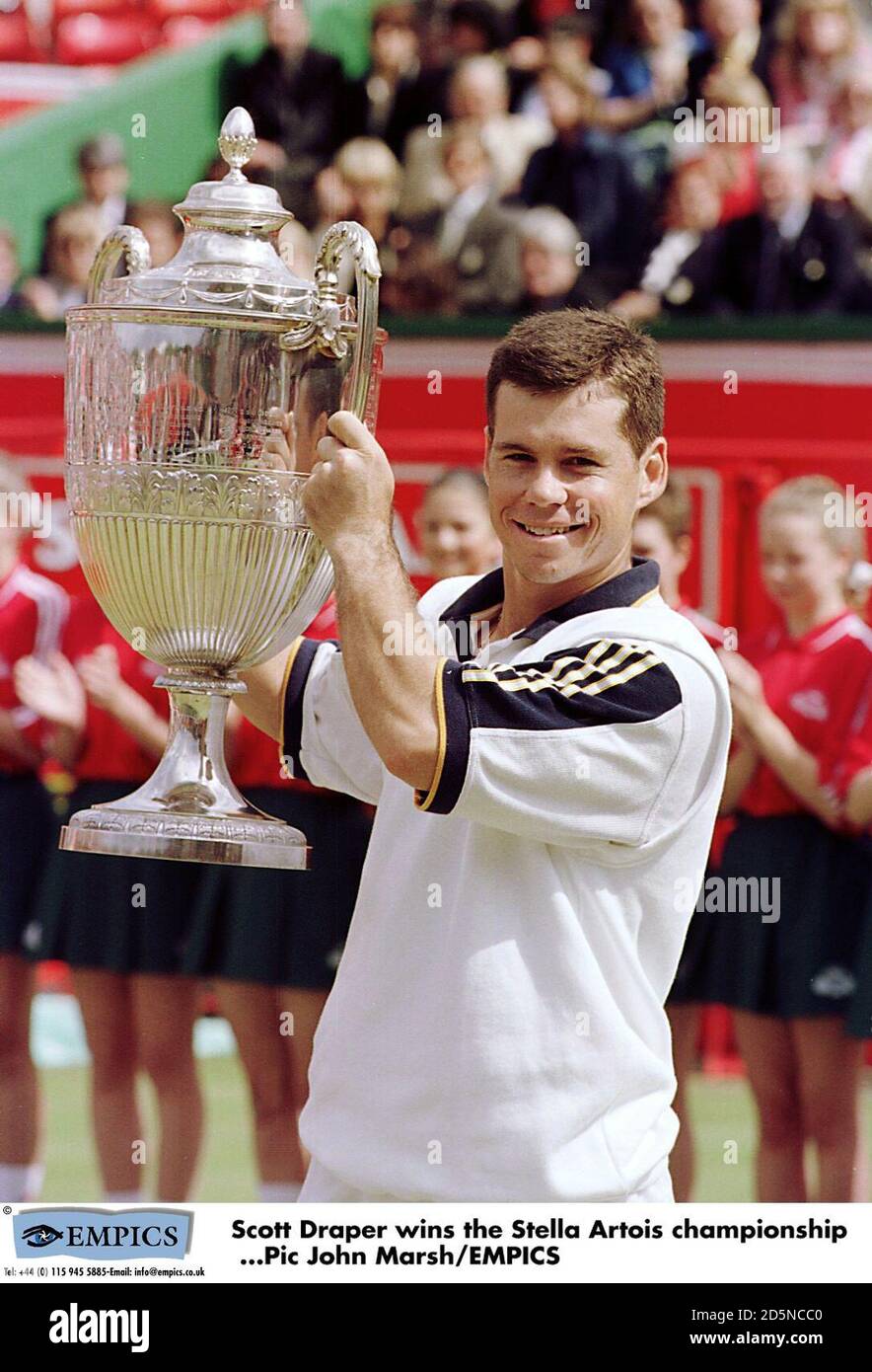 Scott Draper wins the Stella Artois championship Stock Photo - Alamy