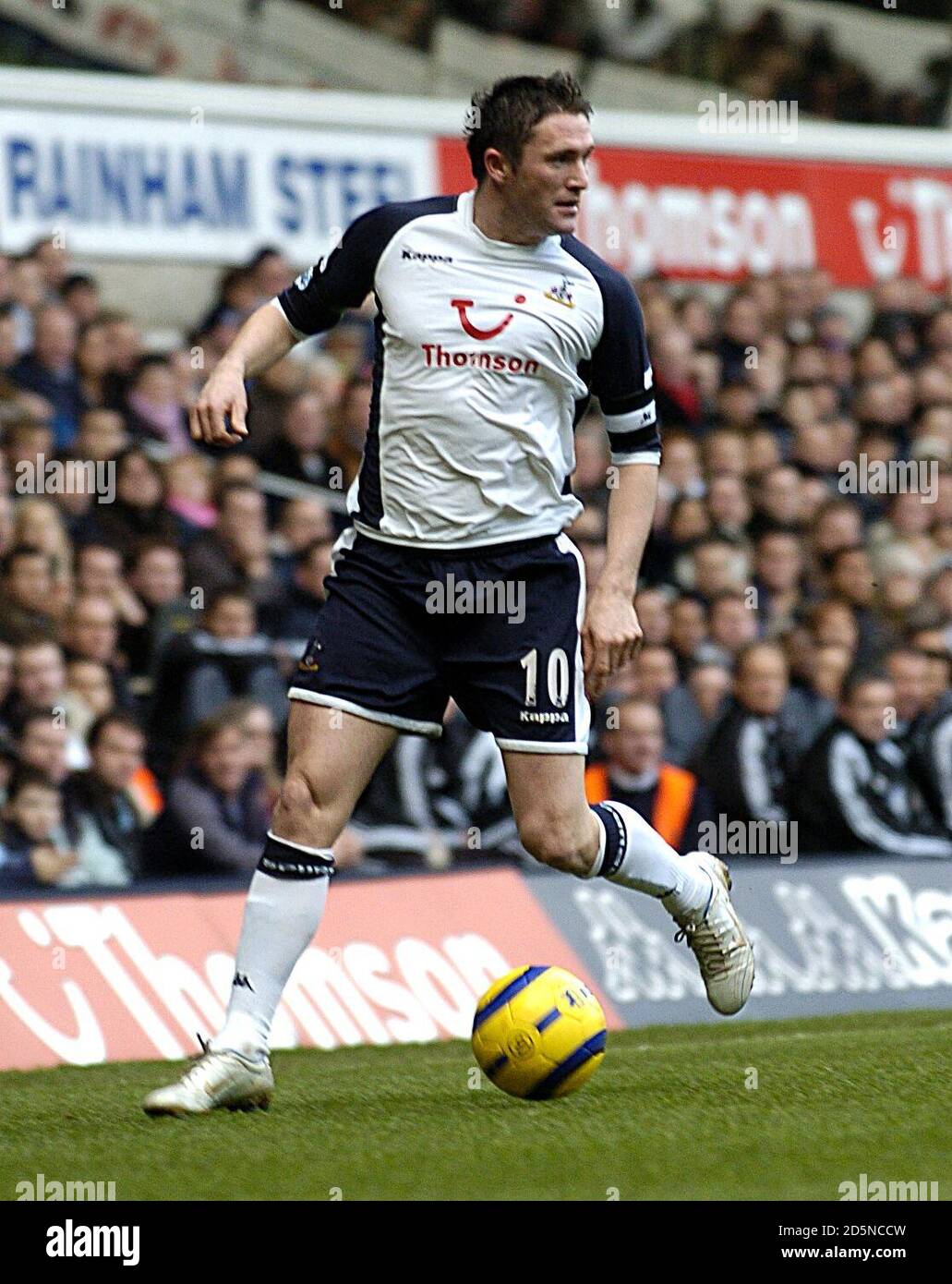 Robbie keane tottenham hi-res stock photography and images - Alamy