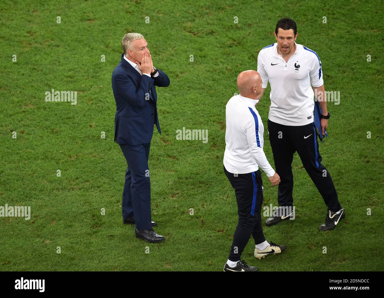 France head coach Didier Deschamps reacts after the final whistle Stock ...