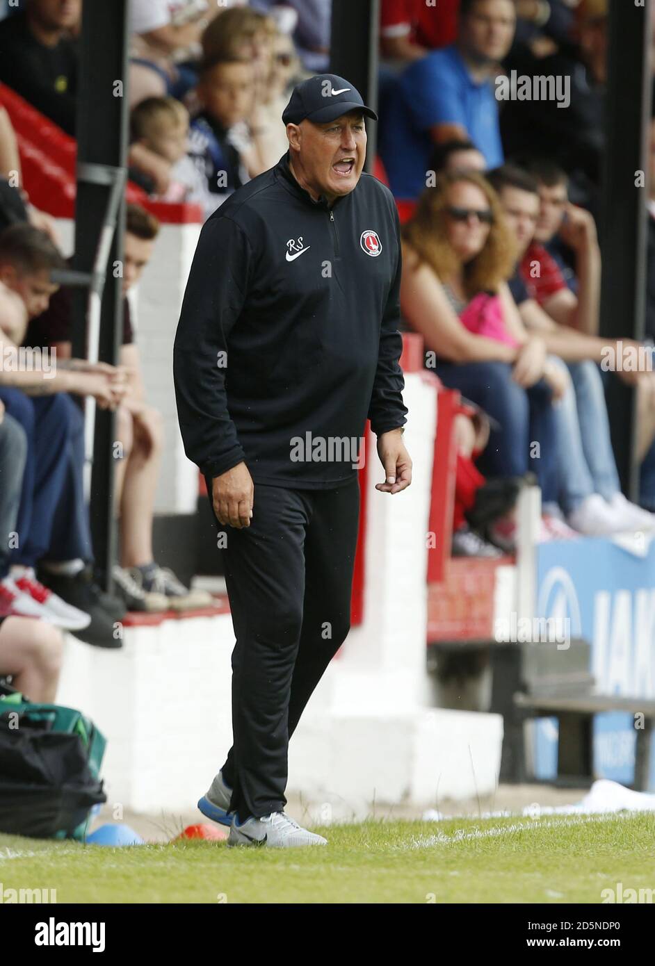 Charlton Athletic's manager Russell Slade Stock Photo - Alamy