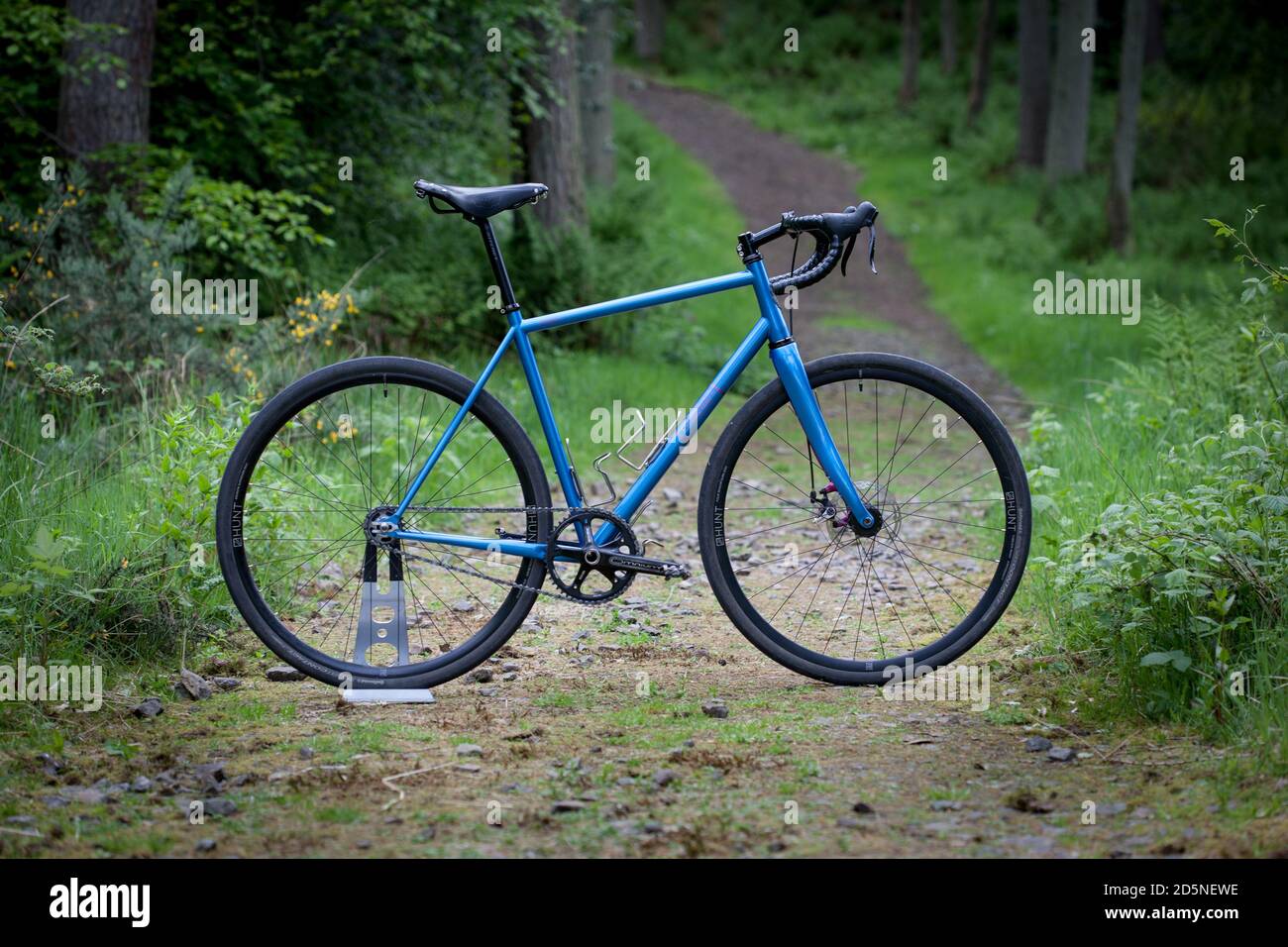 Fillet brazed steel fixed bicycle Stock Photo - Alamy