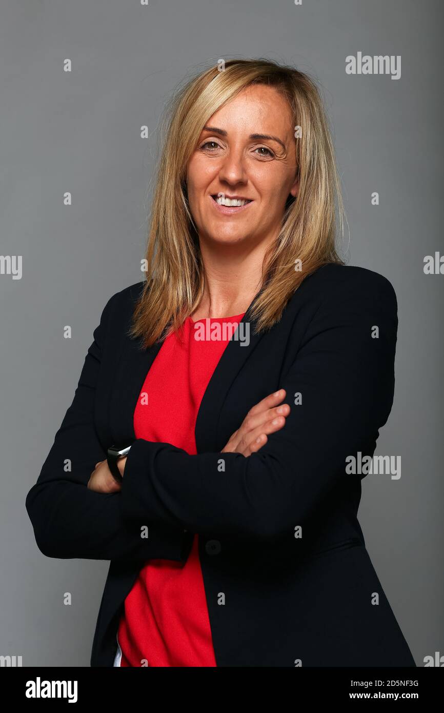Netball coach tracey neville hi-res stock photography and images - Alamy