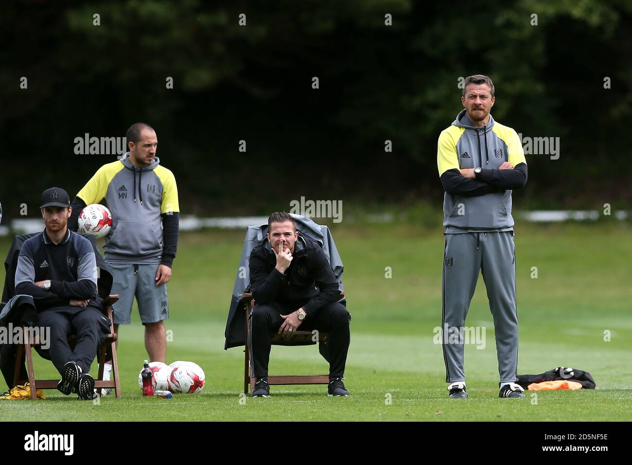 Fulham's Ross McCormack (centre) and manager Slavisa Jokanovic (right ...