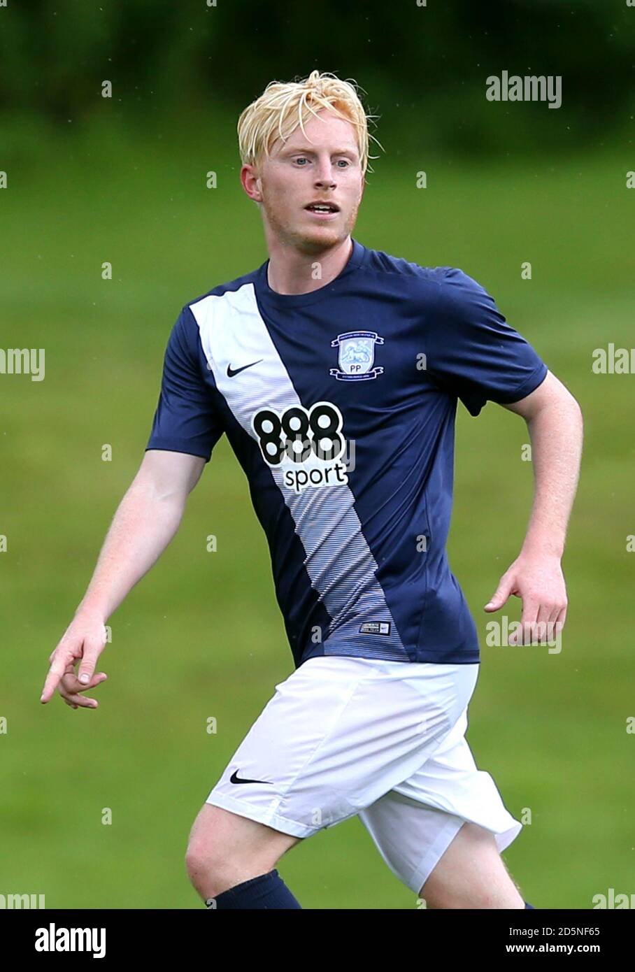 Preston North End's Ben Pringle Stock Photo - Alamy