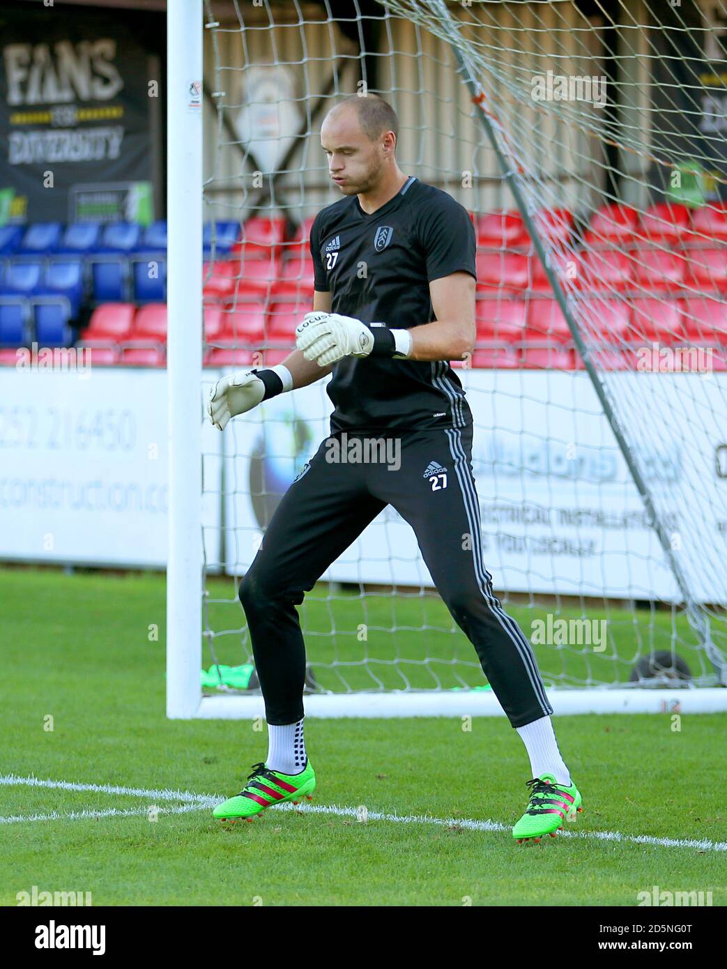 David button football hi-res stock photography and images - Alamy