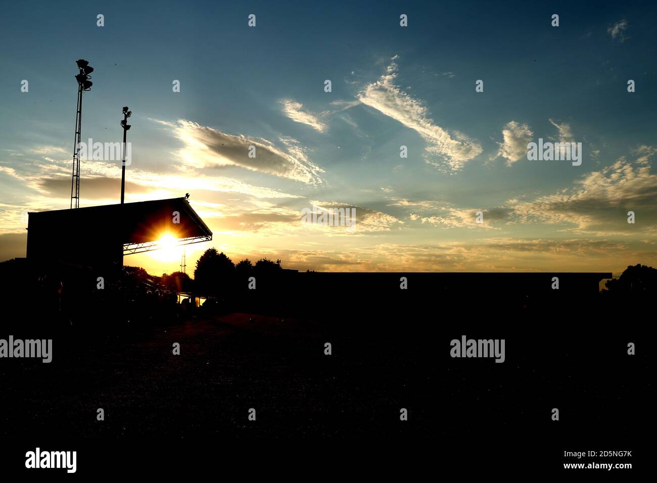 Football general view silhouette hi-res stock photography and images ...