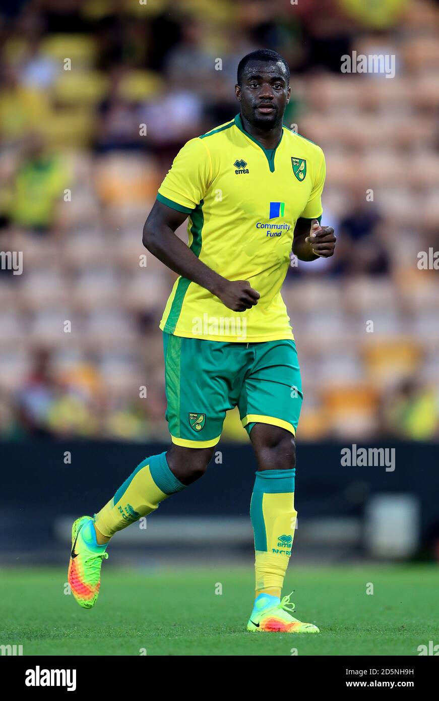 Sebastien bassong hi-res stock photography and images - Alamy