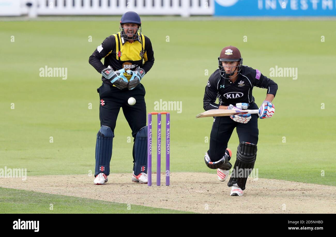 Surrey's Tom Curran bats Stock Photo - Alamy