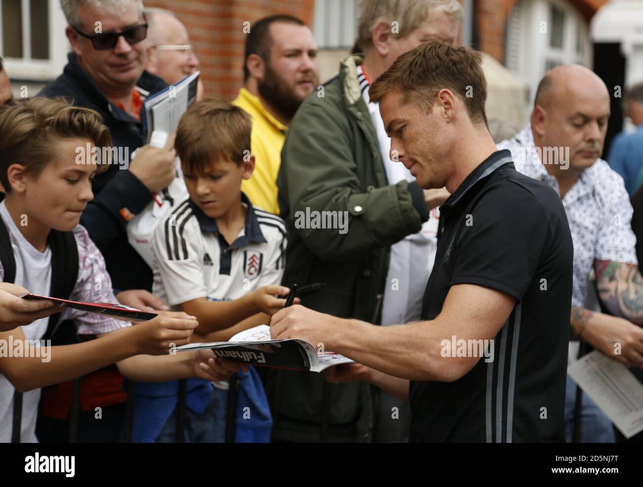 Fulhams scott parker game hi-res stock photography and images - Alamy
