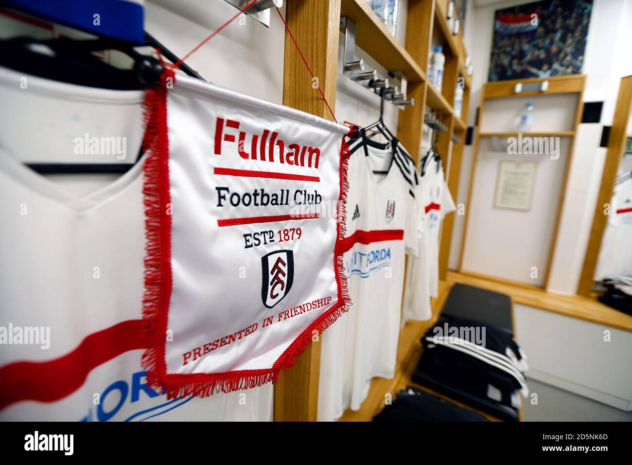 General view of the fulham dressing room hi-res stock photography and ...