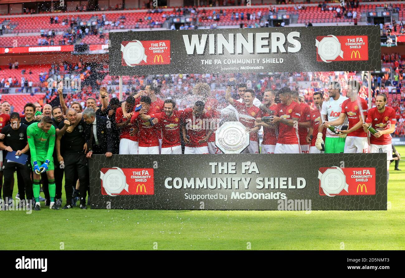 Manchester United players celebrate winning the Community Shield Stock ...