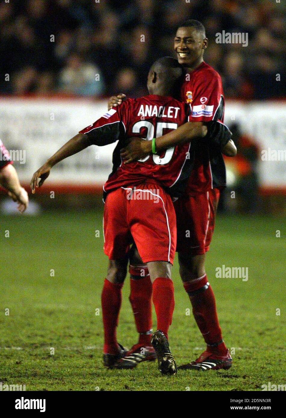 Tamworth's Nathan Jackson celebrates his goal with Eddie Anaclet Stock ...