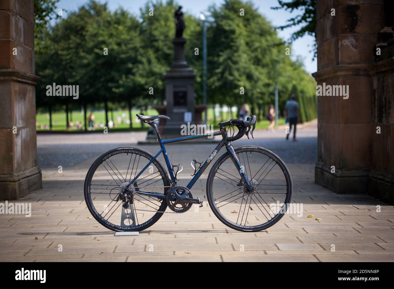 Fillet brazed steel bicycle Stock Photo - Alamy