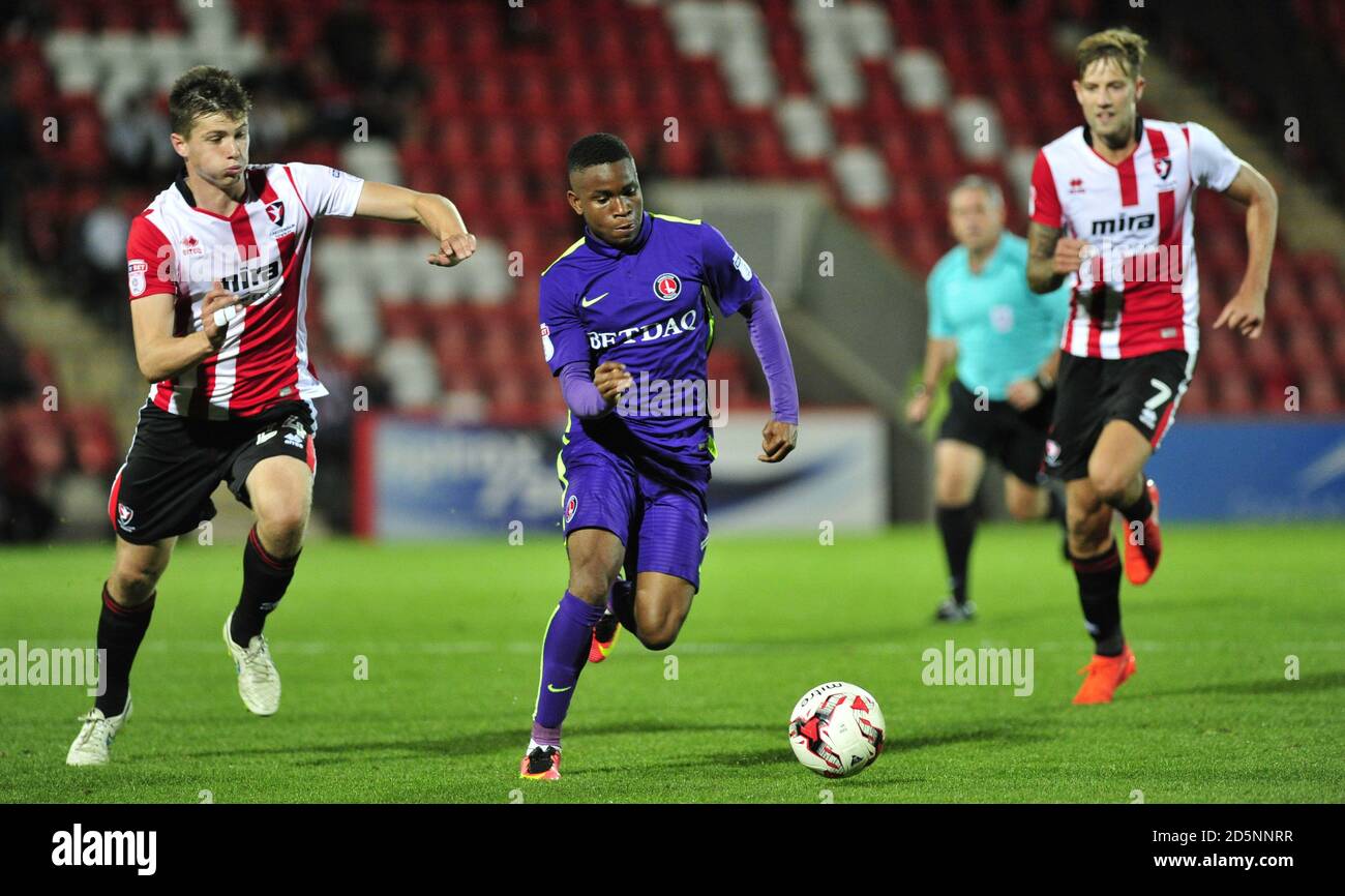 Charlton Athletic's Ademola Lookman in action Stock Photo - Alamy