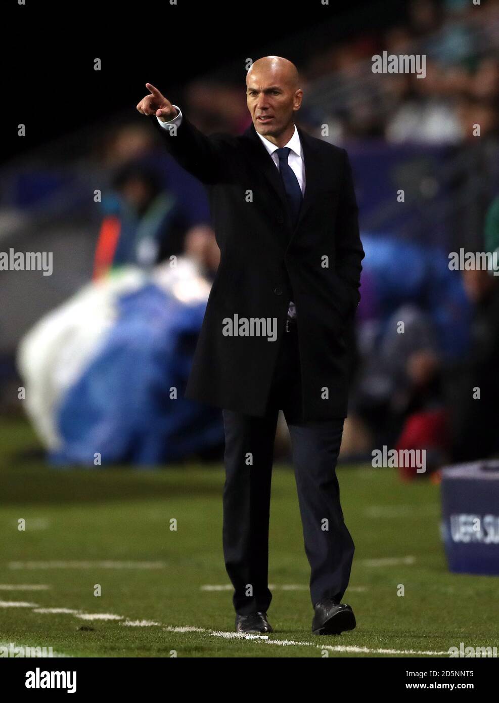 Real Madrid's manager Zinedine Zidane Stock Photo - Alamy