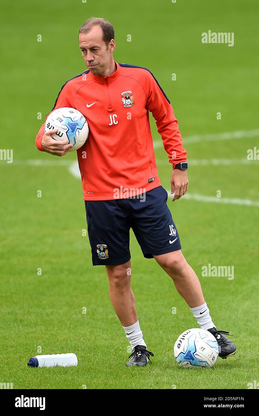 Jamie clapham football hi-res stock photography and images - Alamy