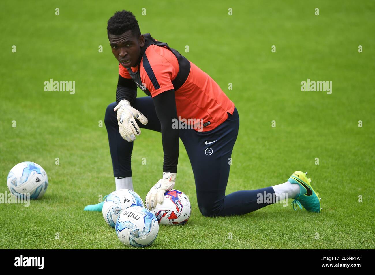 Reice Charles-Cook, Coventry City goalkeeper Stock Photo - Alamy