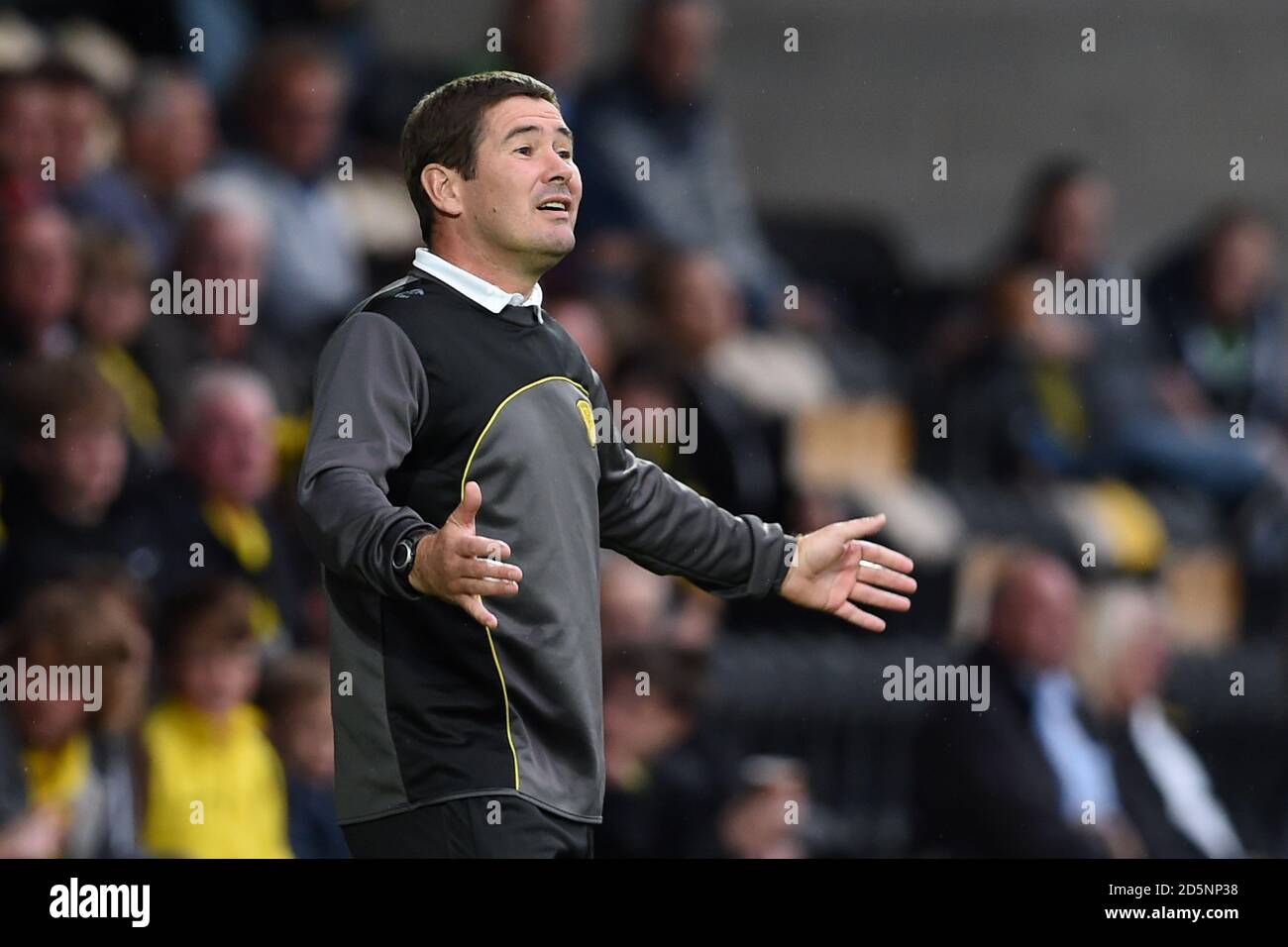 Nigel clough burton albion hi-res stock photography and images - Alamy
