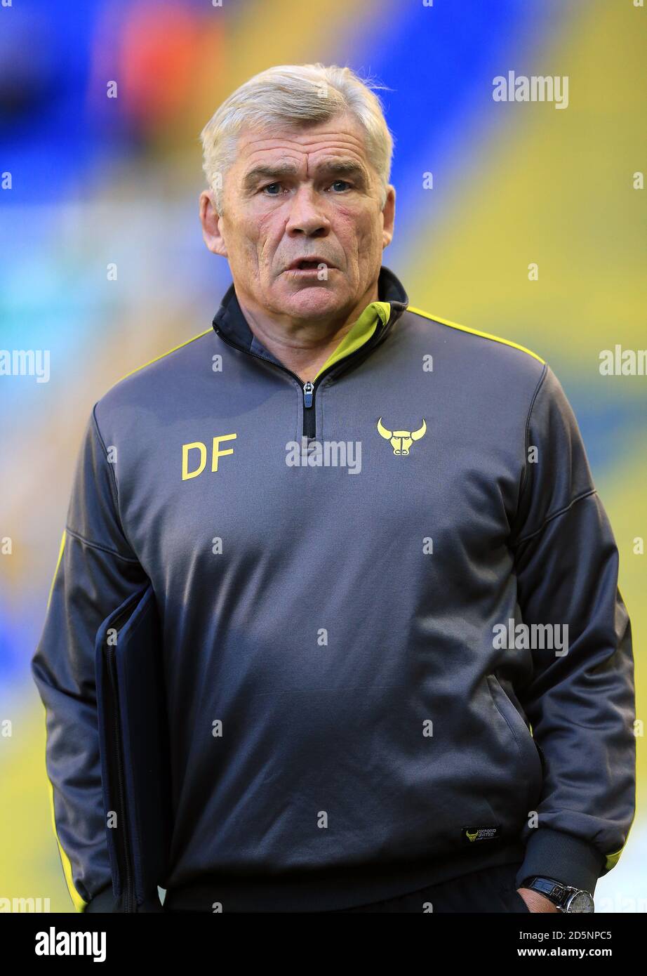 Football top half stock head coach hi-res stock photography and images ...
