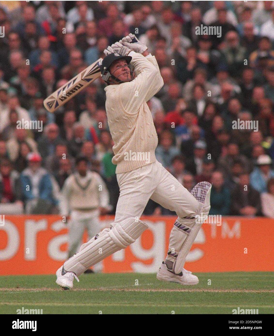 Cricket hick hi-res stock photography and images - Alamy