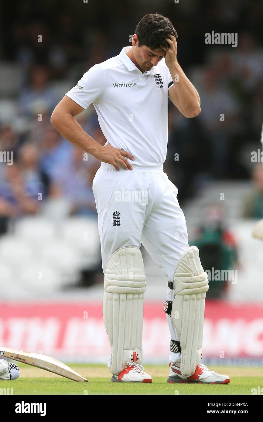 England's Alastair Cook Stock Photo - Alamy