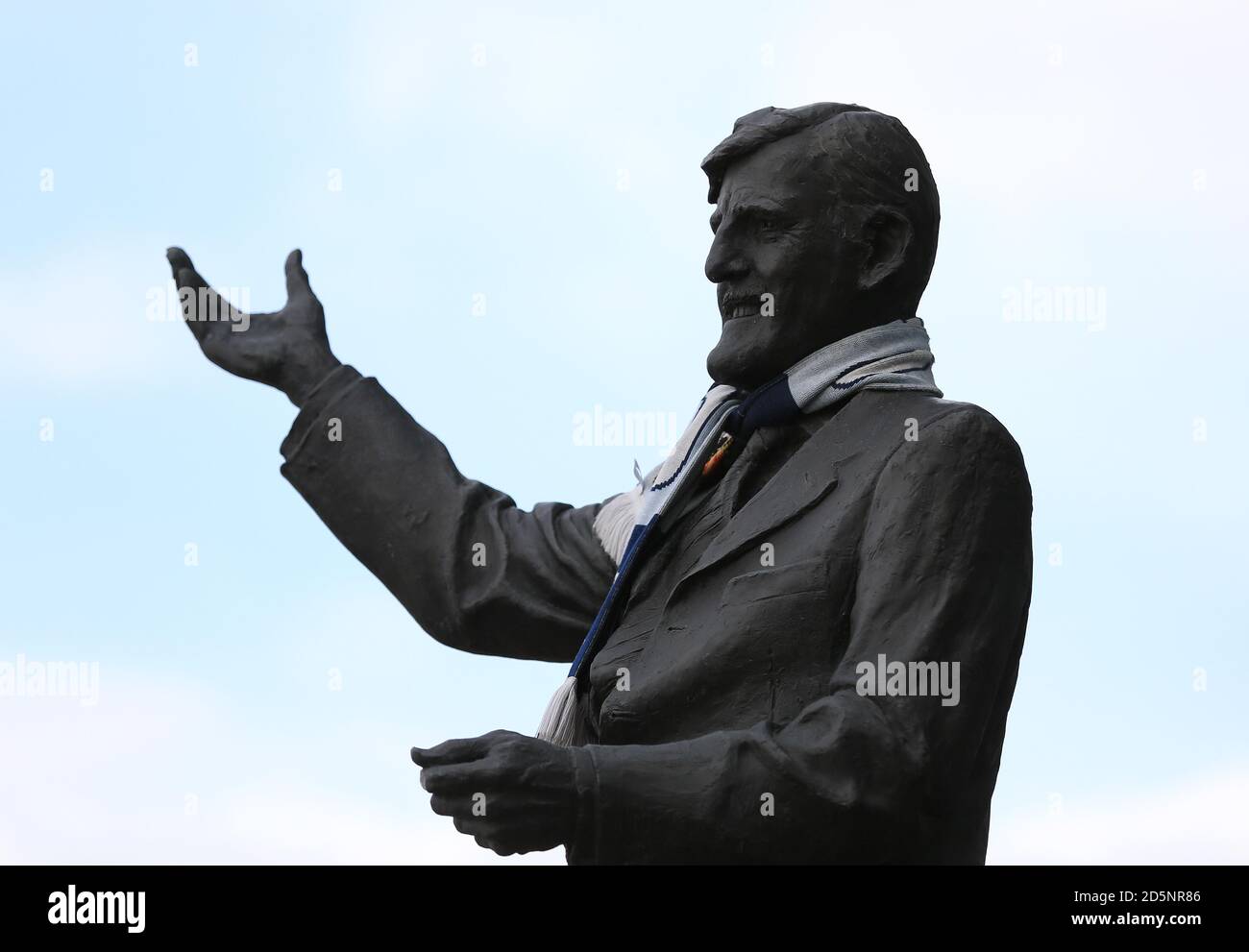 Statue of jimmy hill outside ricoh arena hi-res stock photography and ...