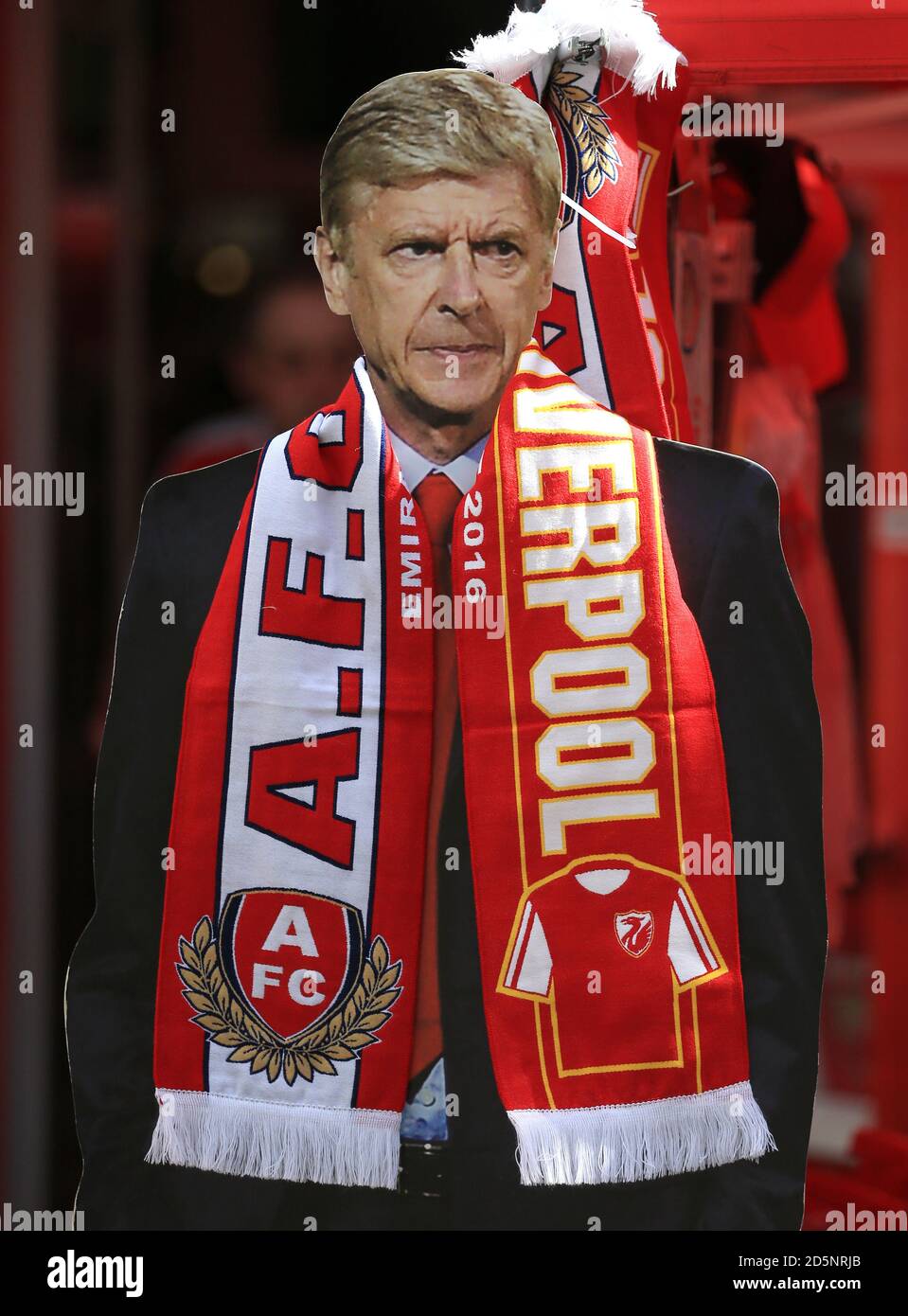 Arsenal scarf cut out hi-res stock photography and images - Alamy