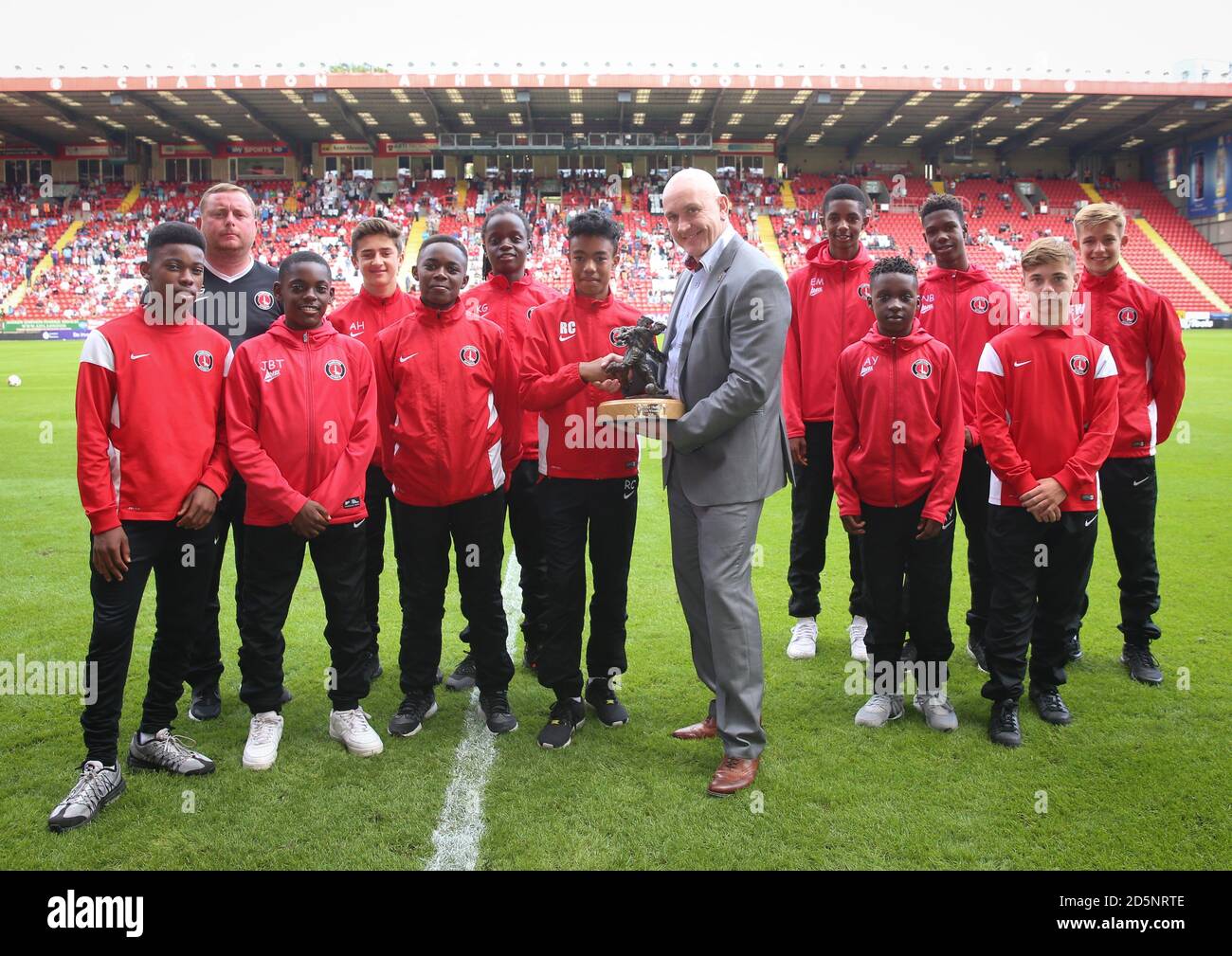 Charlton Athletic's under under 14's are presented with the Youdan ...