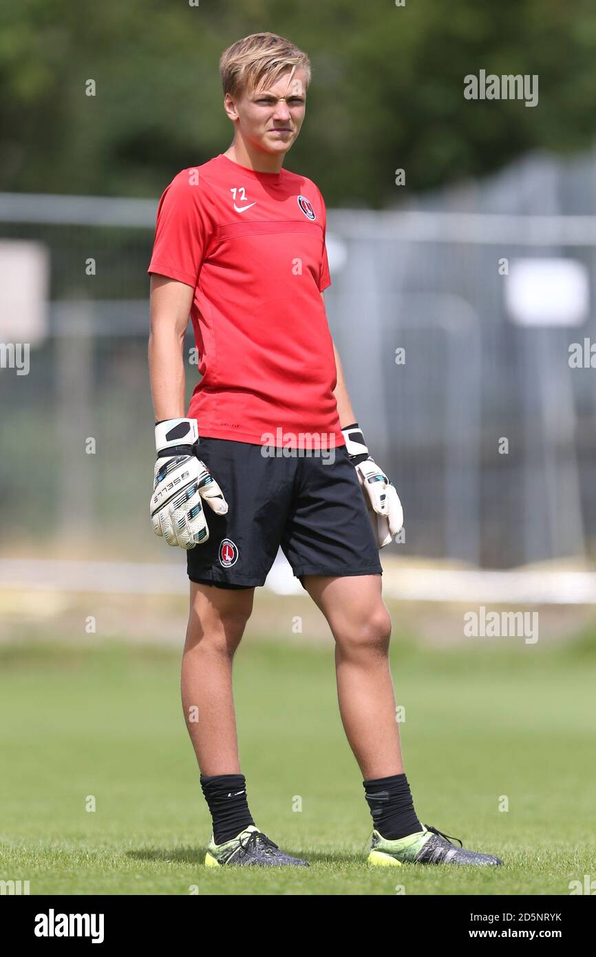 Charlton Athletic goalkeeper Ashley Maynard-Brewer Stock Photo - Alamy