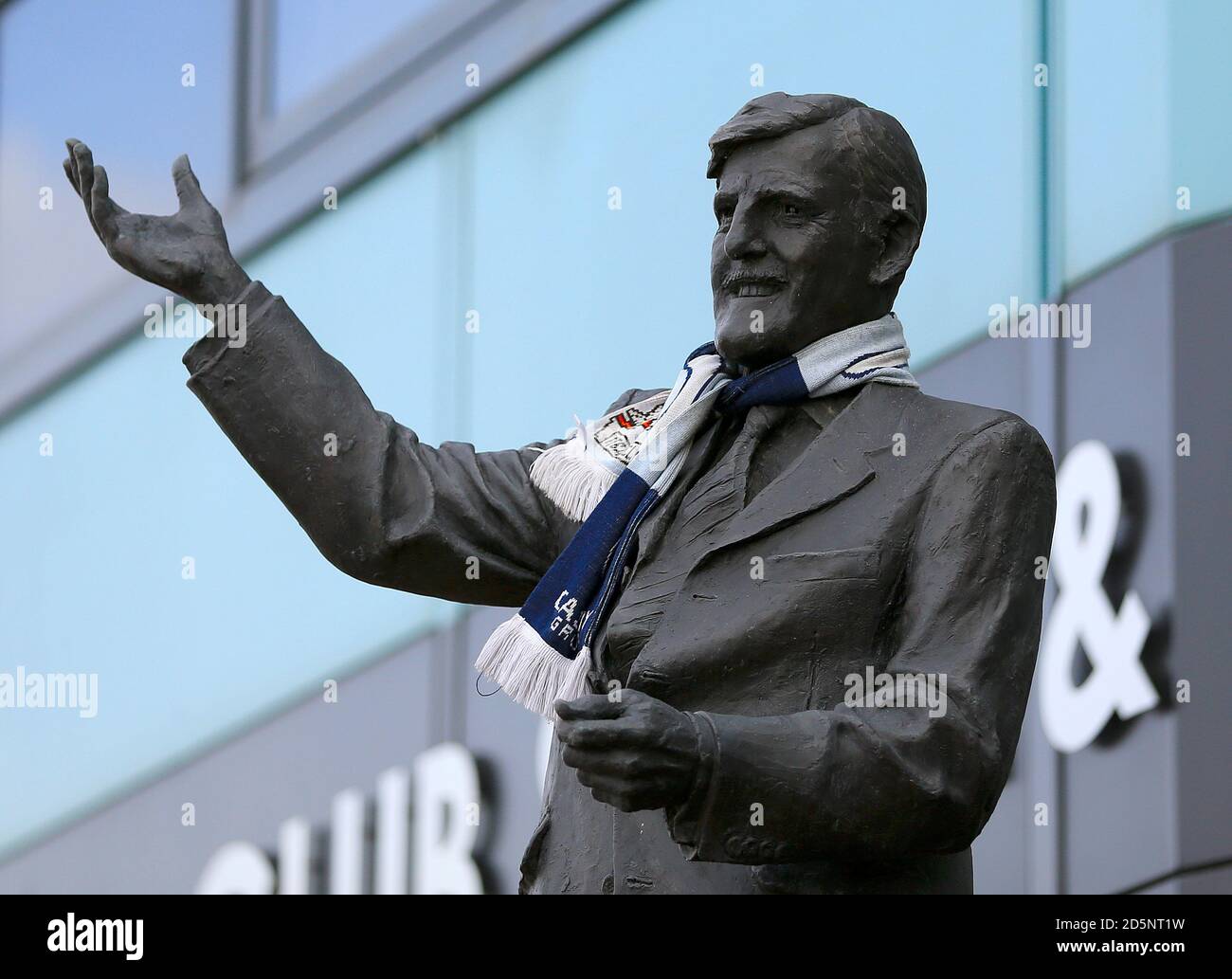 Statue of jimmy hill outside the ricoh arena hi-res stock photography ...