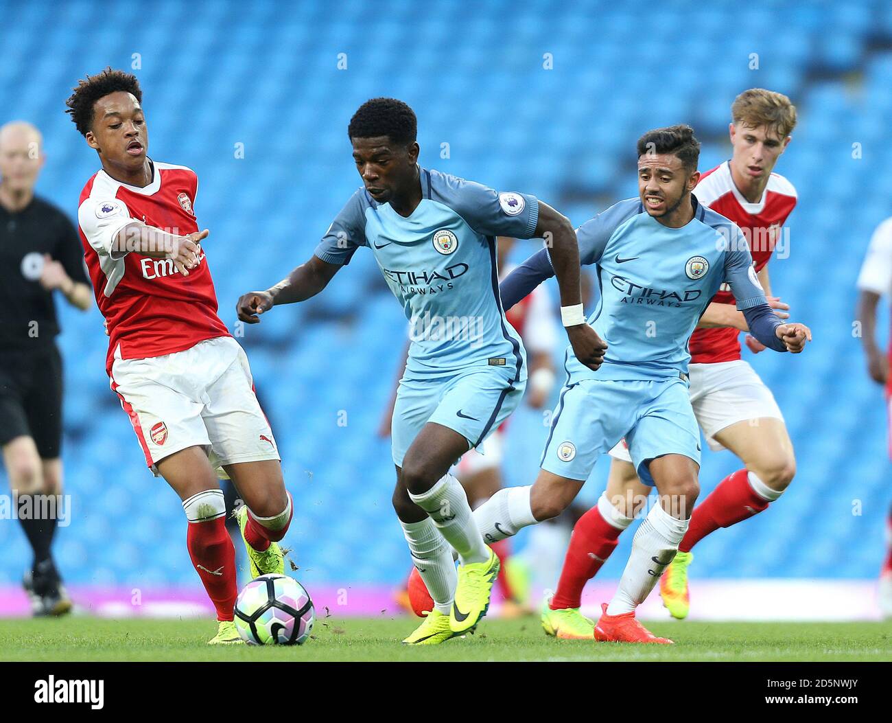 Manchester City's Isaac Buckley-Ricketts and Arsenal's Chris Willock ...