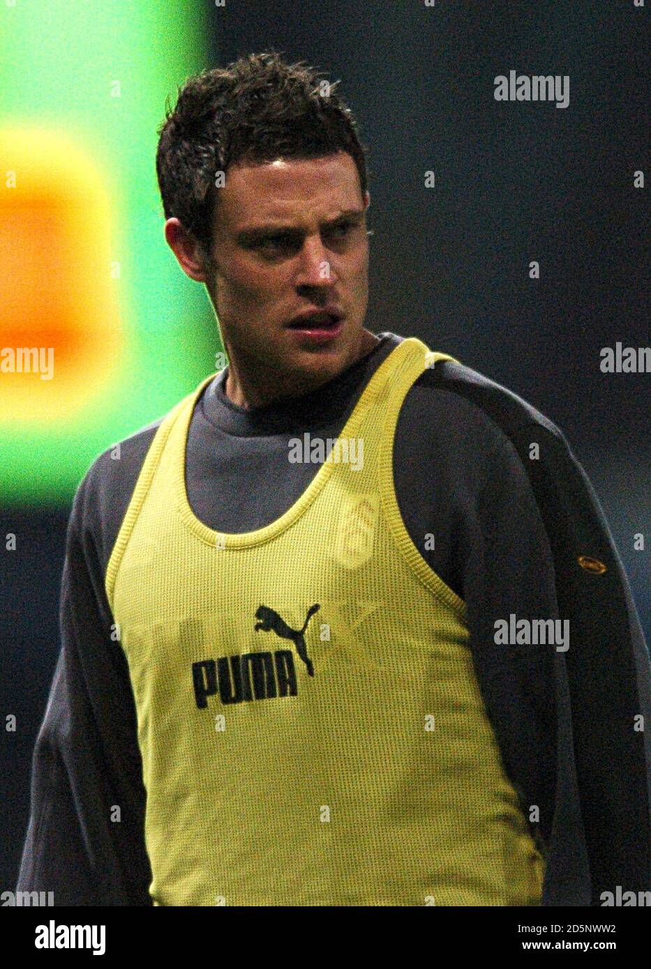 Fulhams wayne bridge hi-res stock photography and images - Alamy