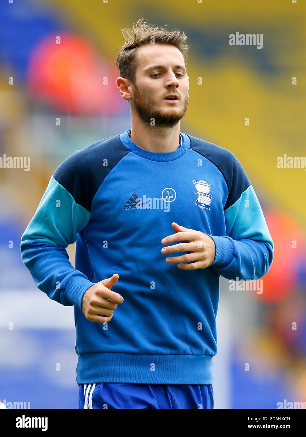 Full length wolves football hi-res stock photography and images - Alamy