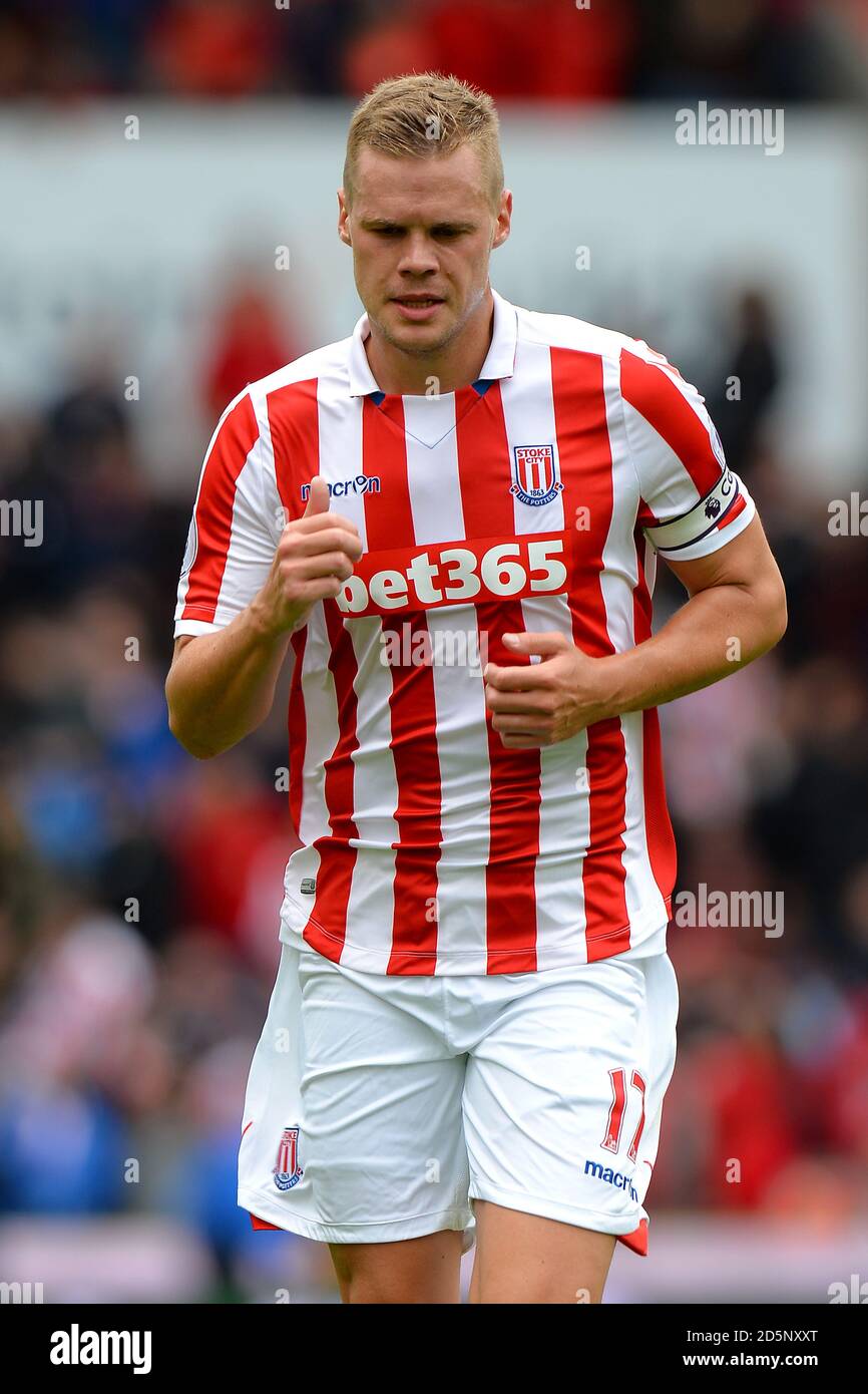 Ryan Shawcross, Stoke City Stock Photo - Alamy