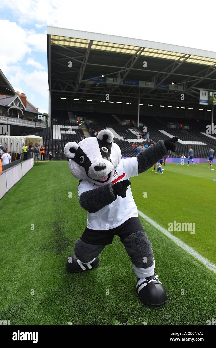 Fulham Mascot Billy The Badger Stock Photo - Alamy