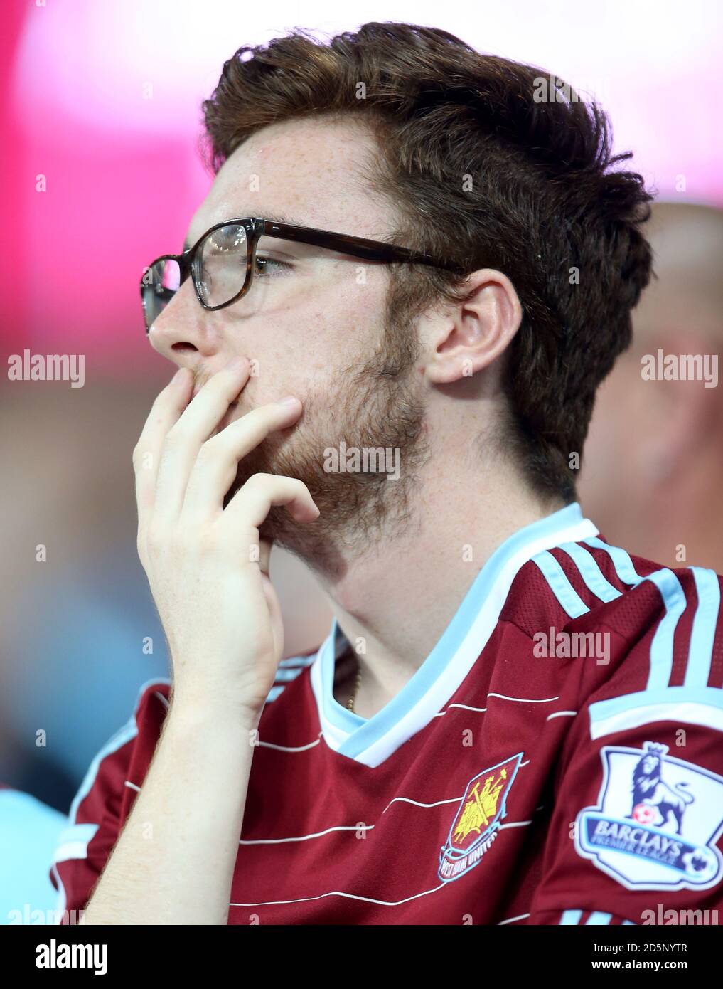 Dejected west ham fan hi-res stock photography and images - Alamy