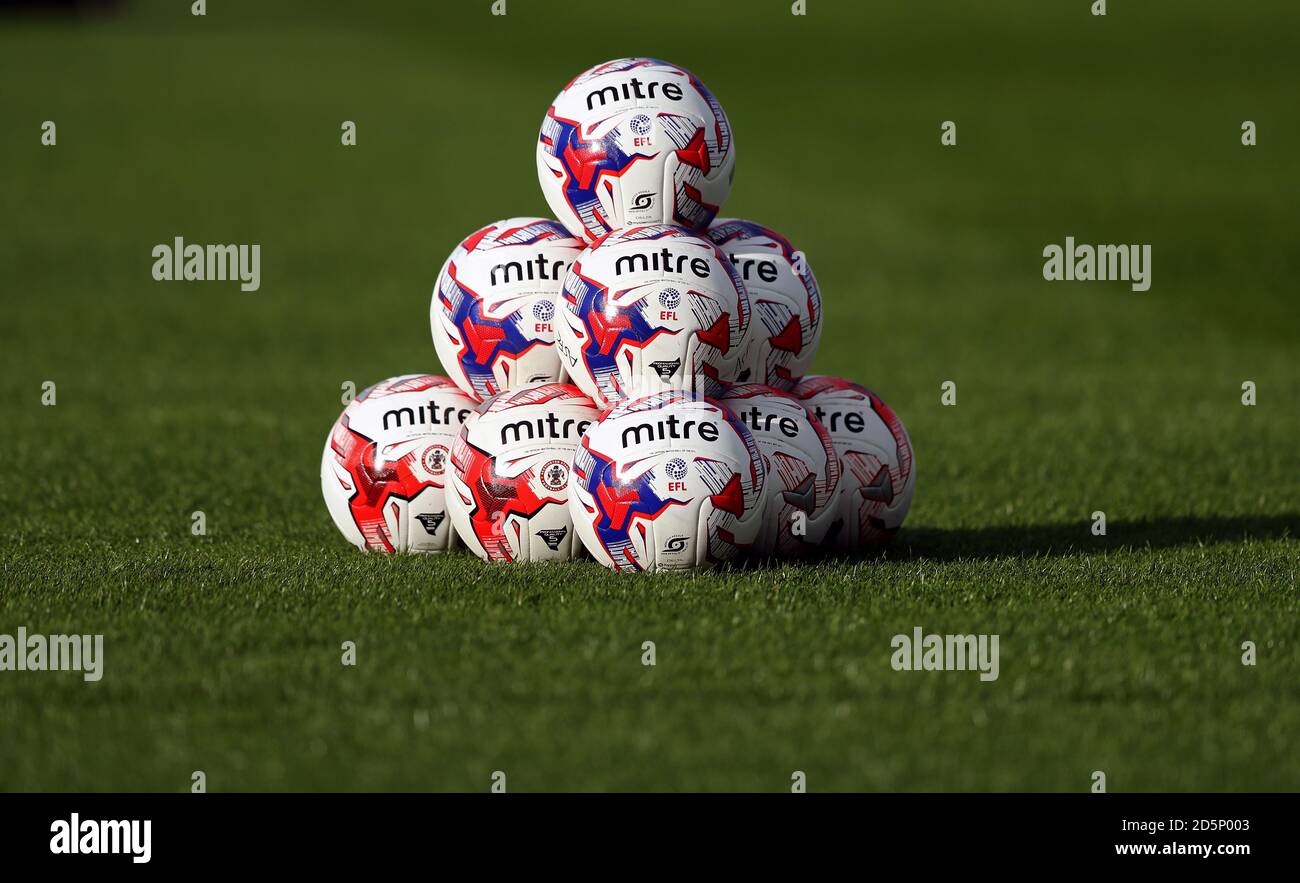 Mitre EFL official match balls Stock Photo - Alamy