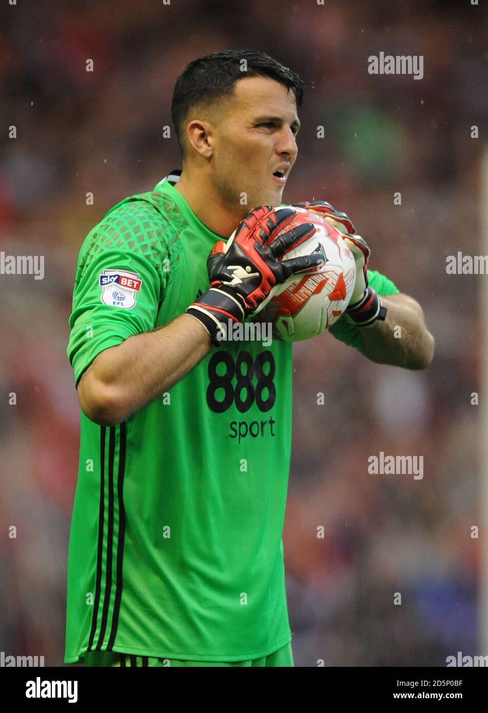 Nottingham Forest's Stephen Henderson Stock Photo - Alamy