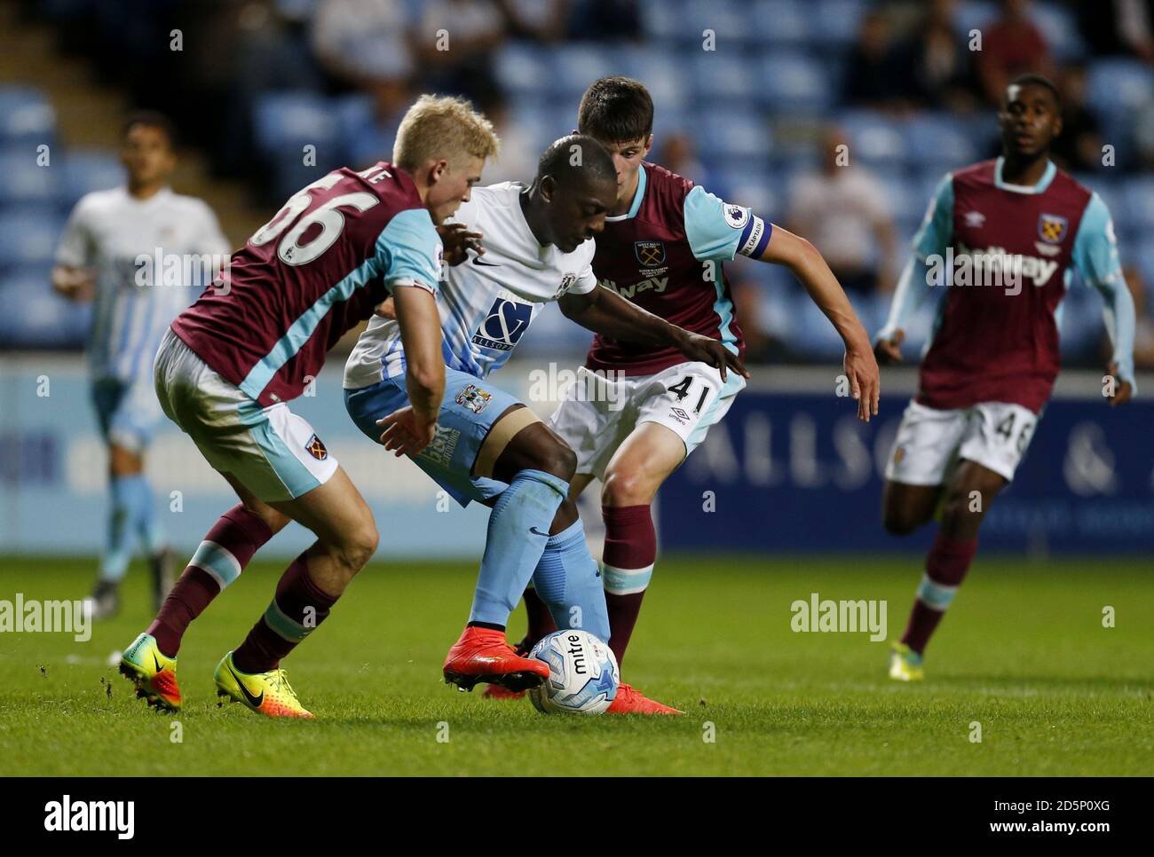 Coventry City's Marvin Sordell and West Ham United U21's Declan Rice ...
