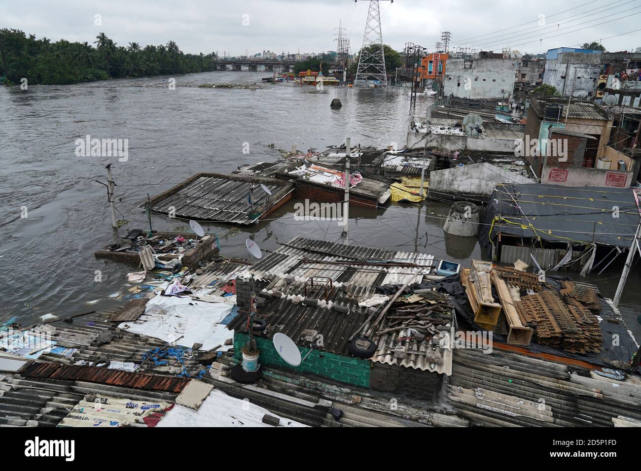 Hyderabad india slum hi-res stock photography and images - Alamy