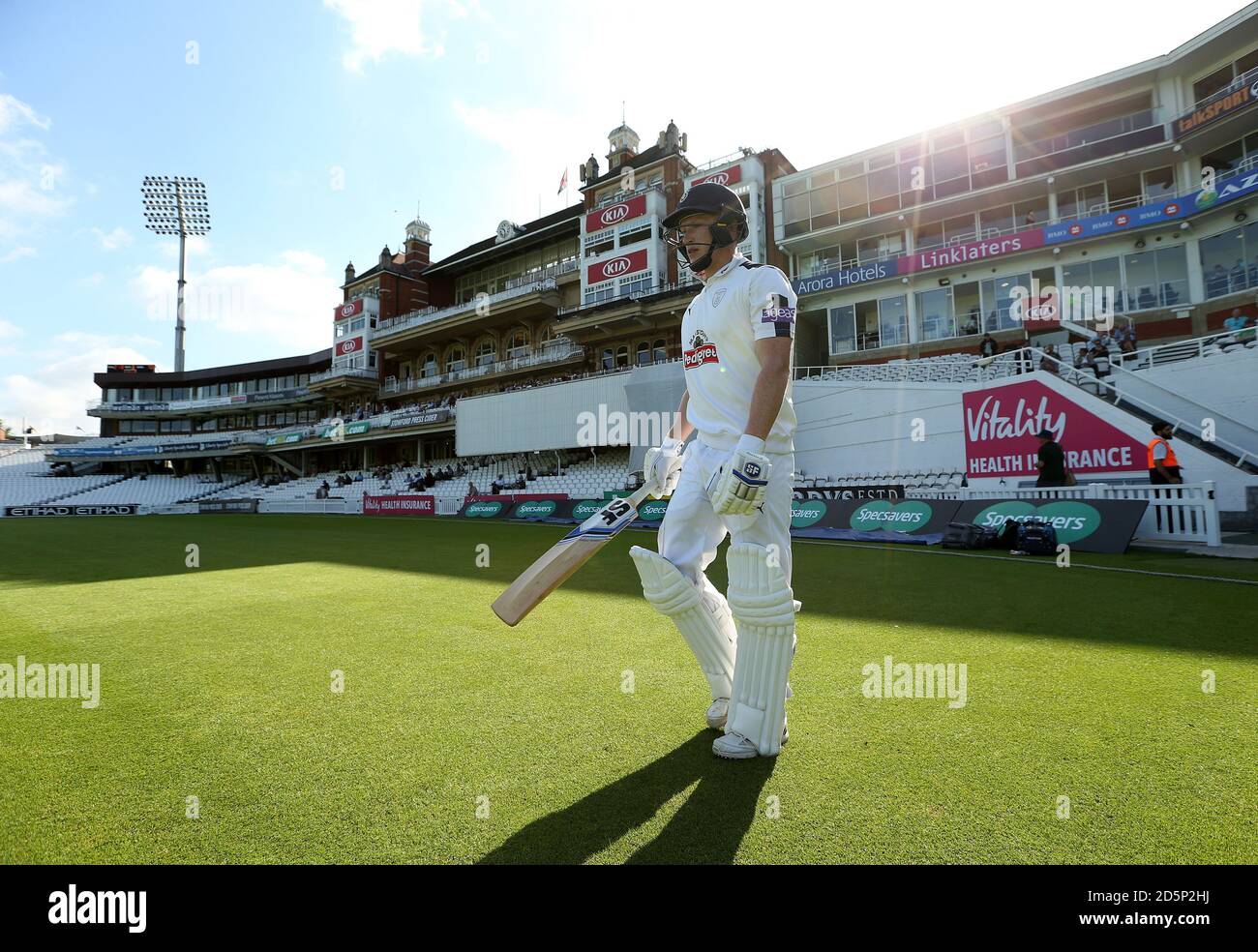Cricket tom alsop hi-res stock photography and images - Alamy