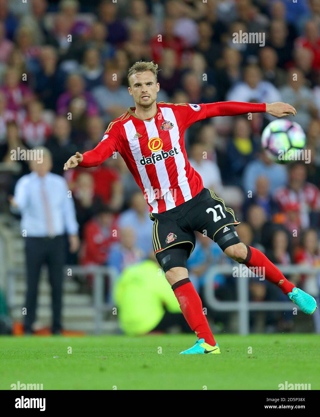 Sunderland's Sebastian Larsson Stock Photo - Alamy