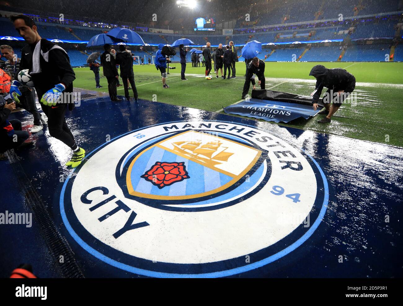 Postponed soccer match hi-res stock photography and images - Alamy