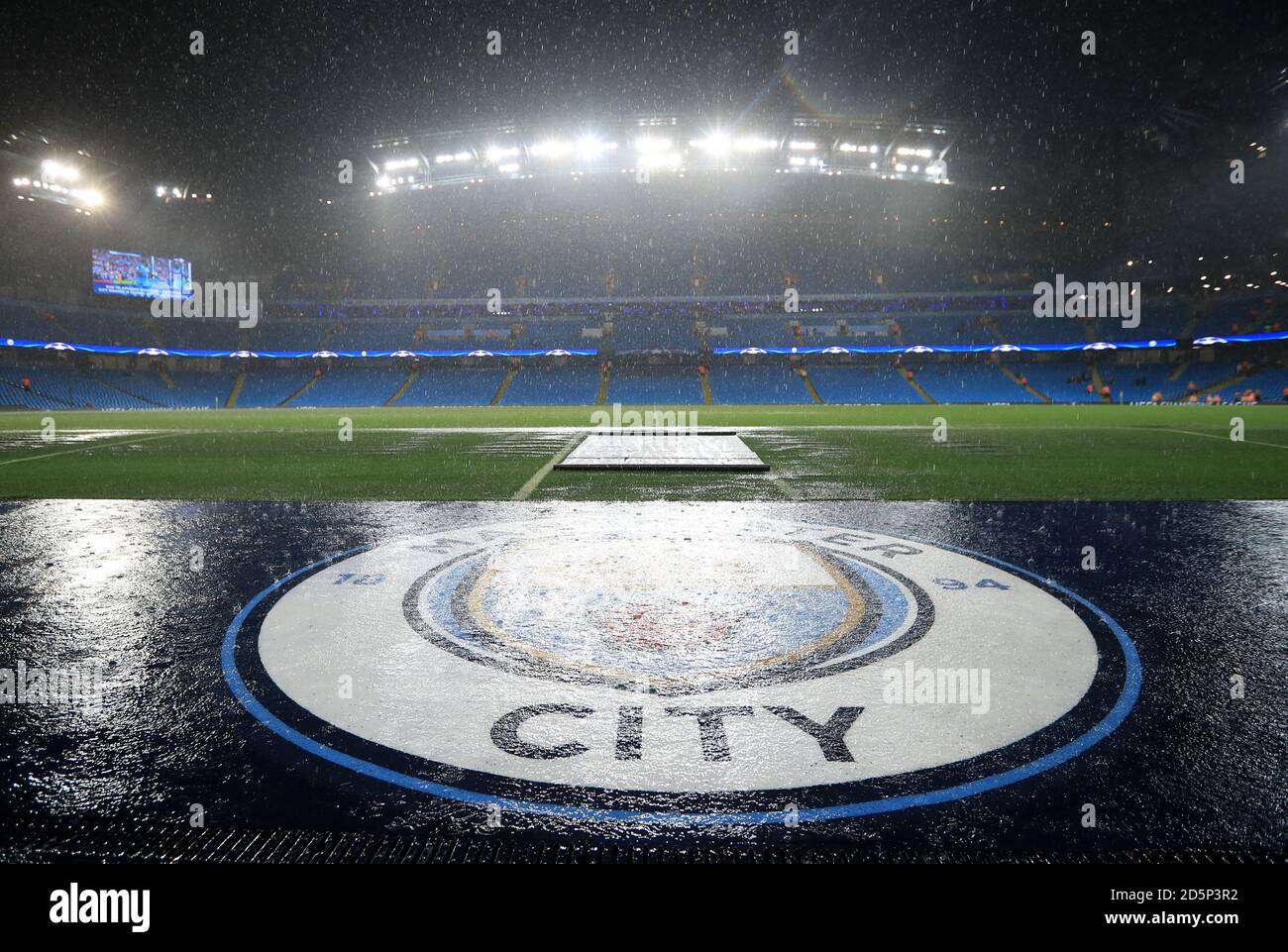 Postponed soccer match hi-res stock photography and images - Alamy
