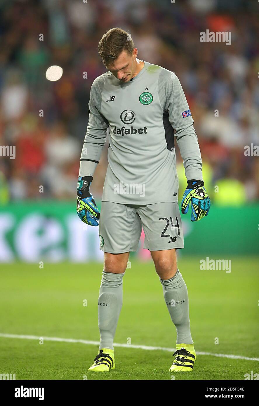Celtic goalkeeper Dorus De Vries looks dejected Stock Photo - Alamy