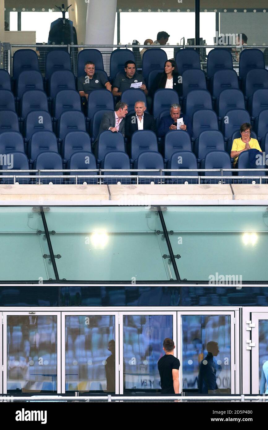 Football manager peter reid hi-res stock photography and images - Alamy