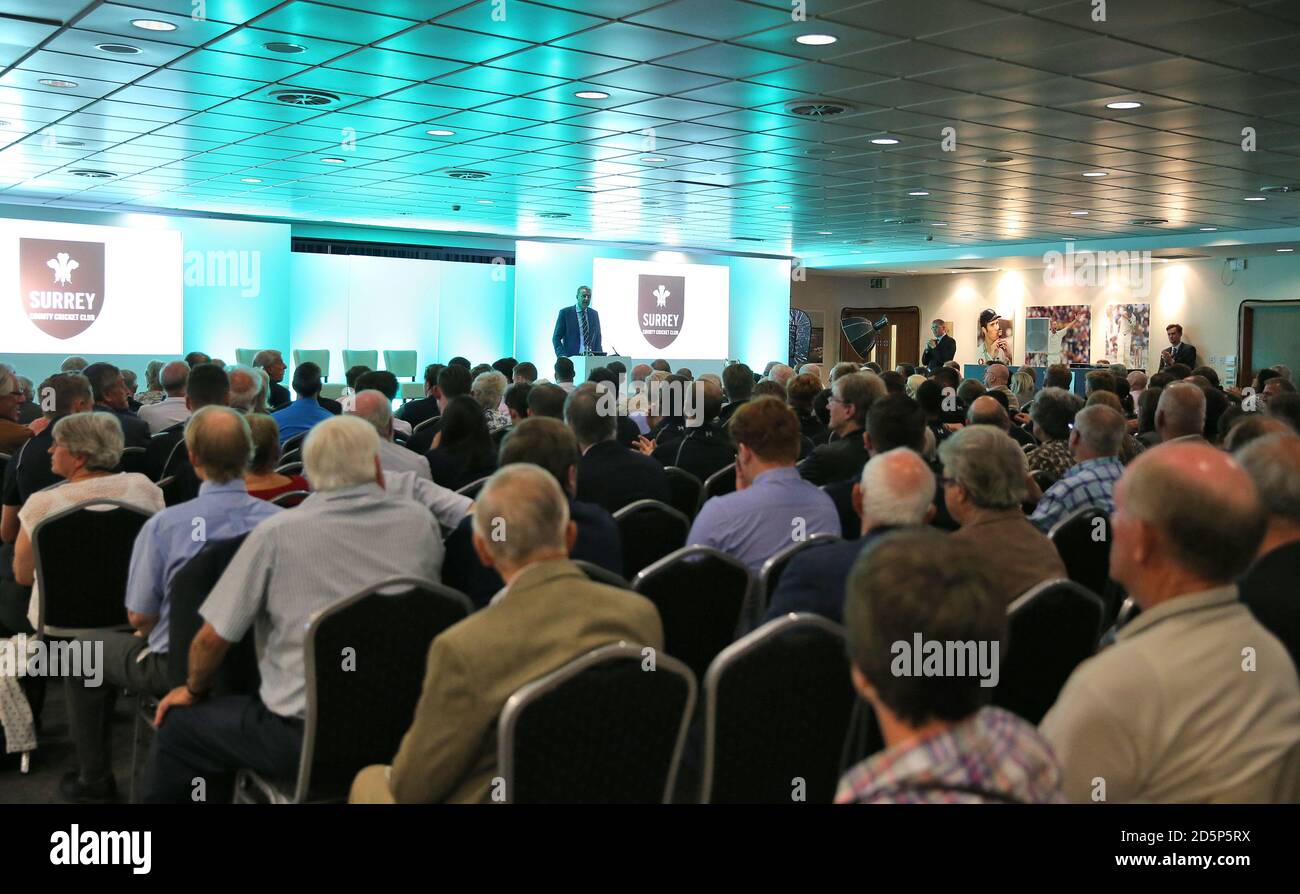 Richard thompson cricket hi-res stock photography and images - Alamy