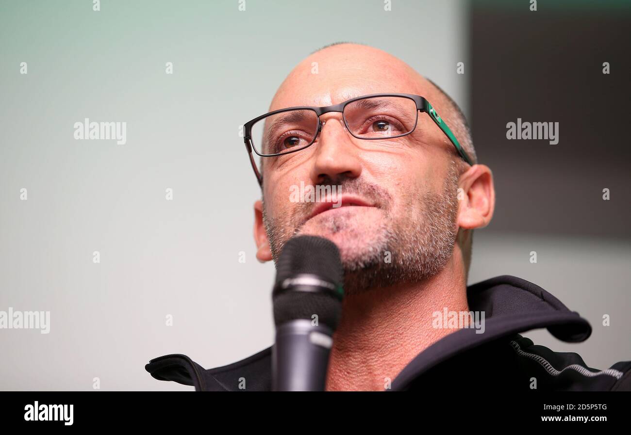 Surrey coach Michael Di Venuto Stock Photo - Alamy