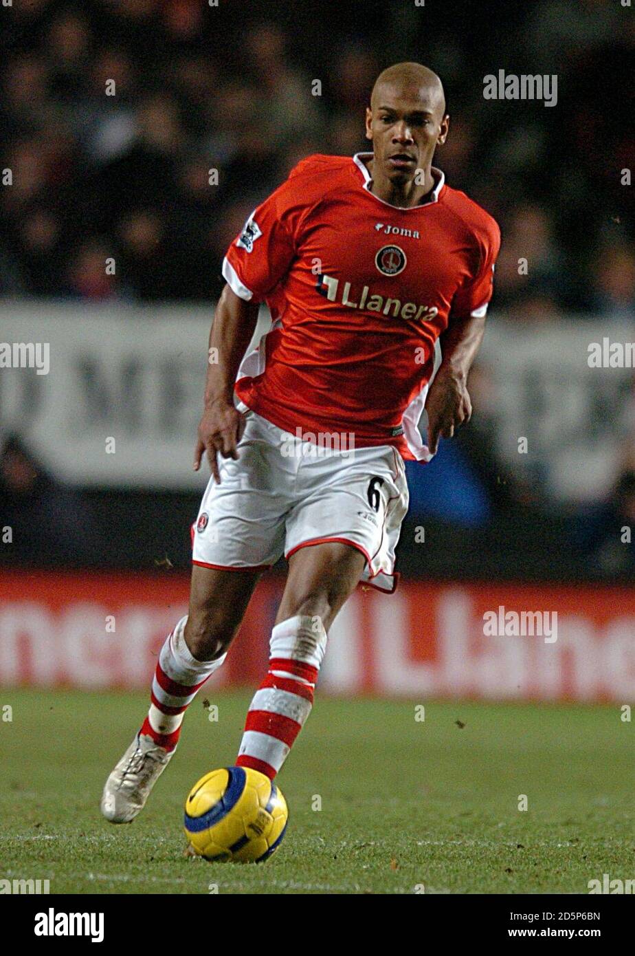 Charlton athletics marcus bent hi-res stock photography and images - Alamy Charlton athletics marcus bent hi-res stock photography and images - Alamy