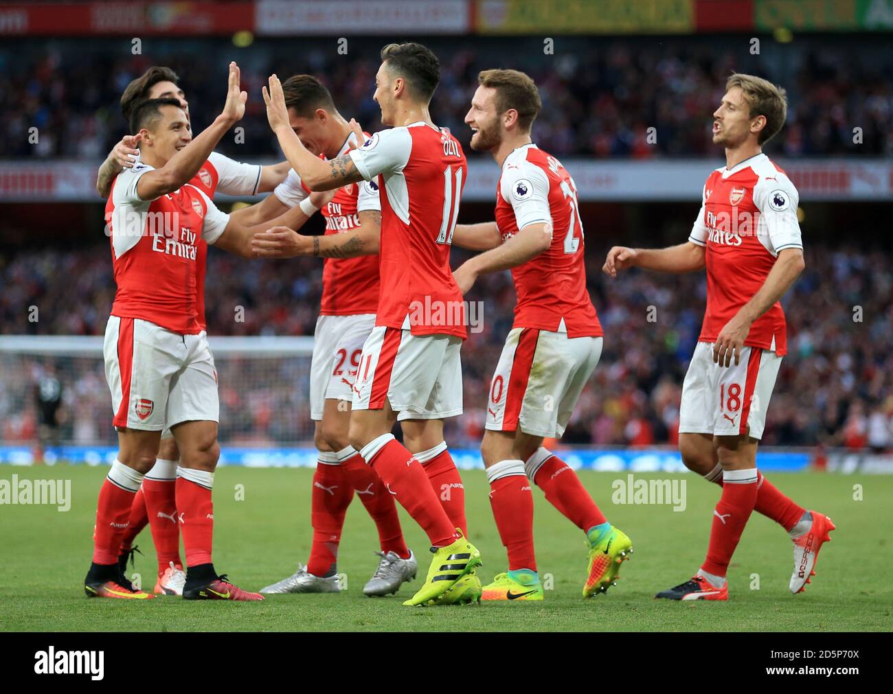 Mesut ozil celebration premier hi-res stock photography and images - Alamy